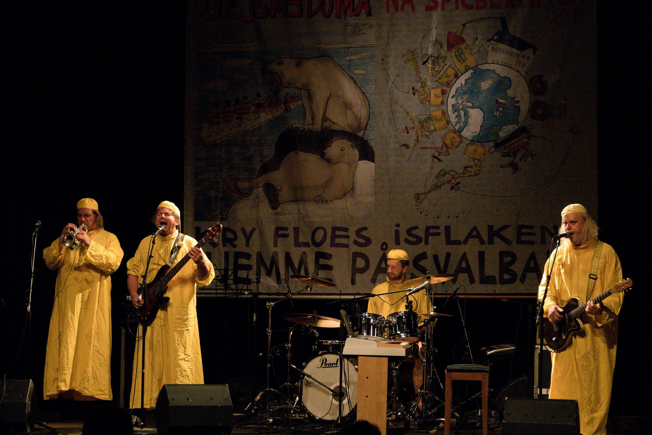 RI Shows || Už Jsme Doma, Rabbit Rabbit Radio, Gillen Street Ensemble ...
